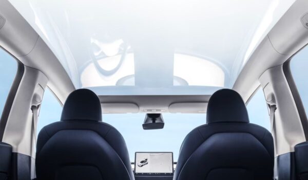 Tesla Model Y - GUIDE - nyheder, priser, anmeldelser & udstyr